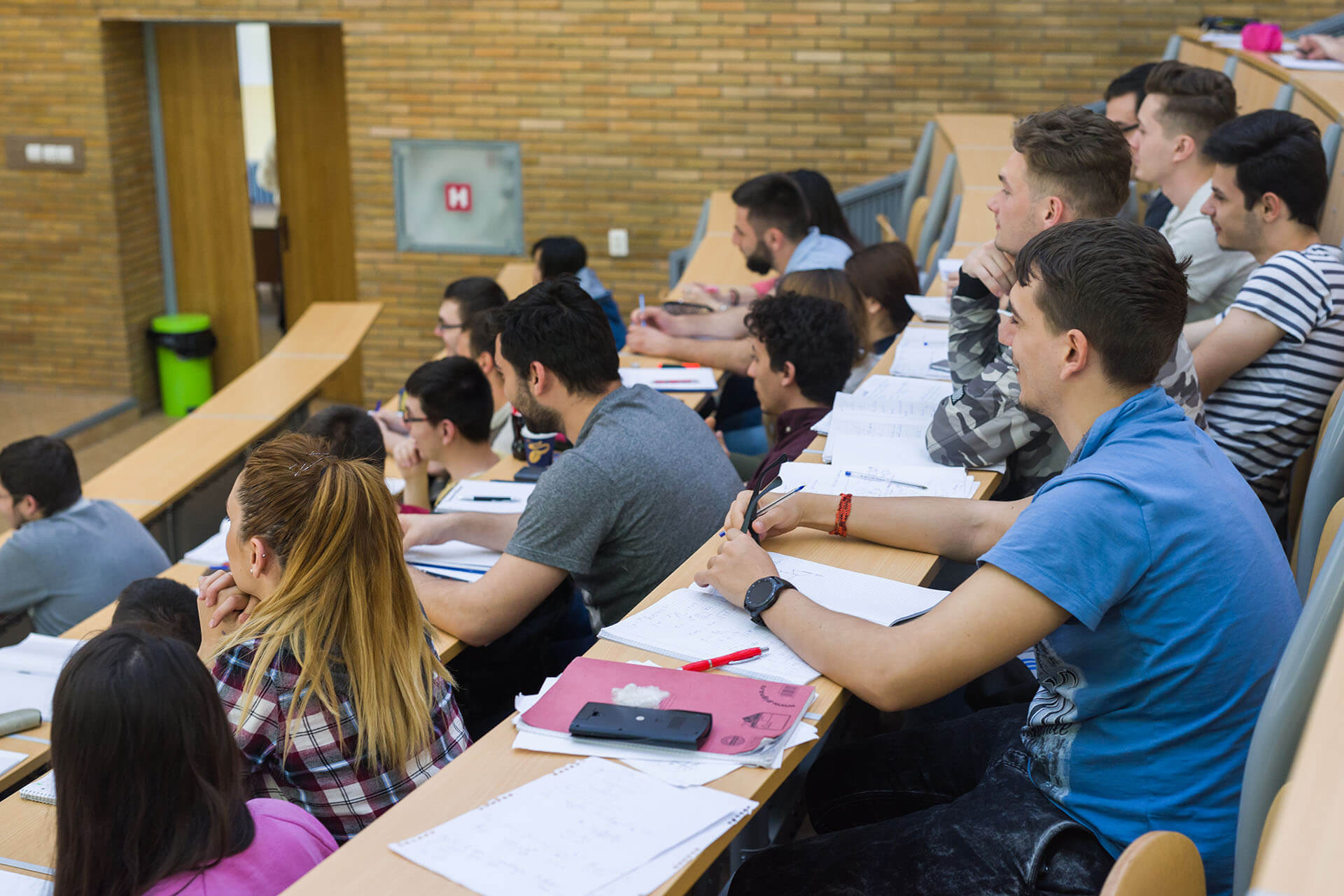 Facultatea de Științe Aplicate – Universitatea Națională de Știință și ...