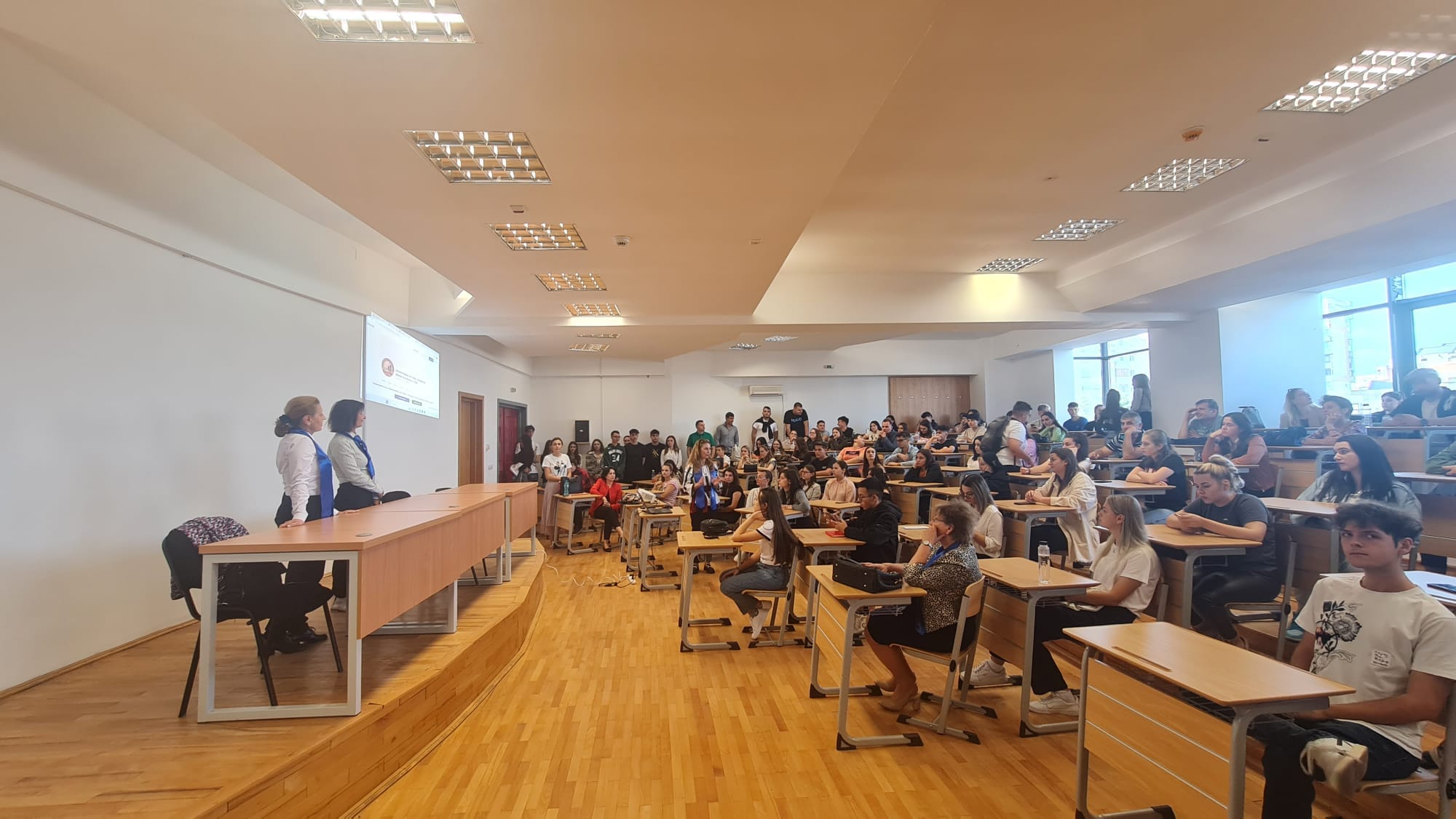 Facultatea de Științe Economice și Drept – Universitatea Națională de ...