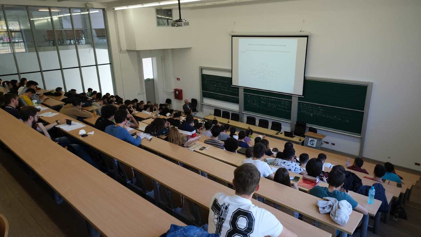 Facultatea de Automatică și Calculatoare – Universitatea Națională de Știință și Tehnologie ...